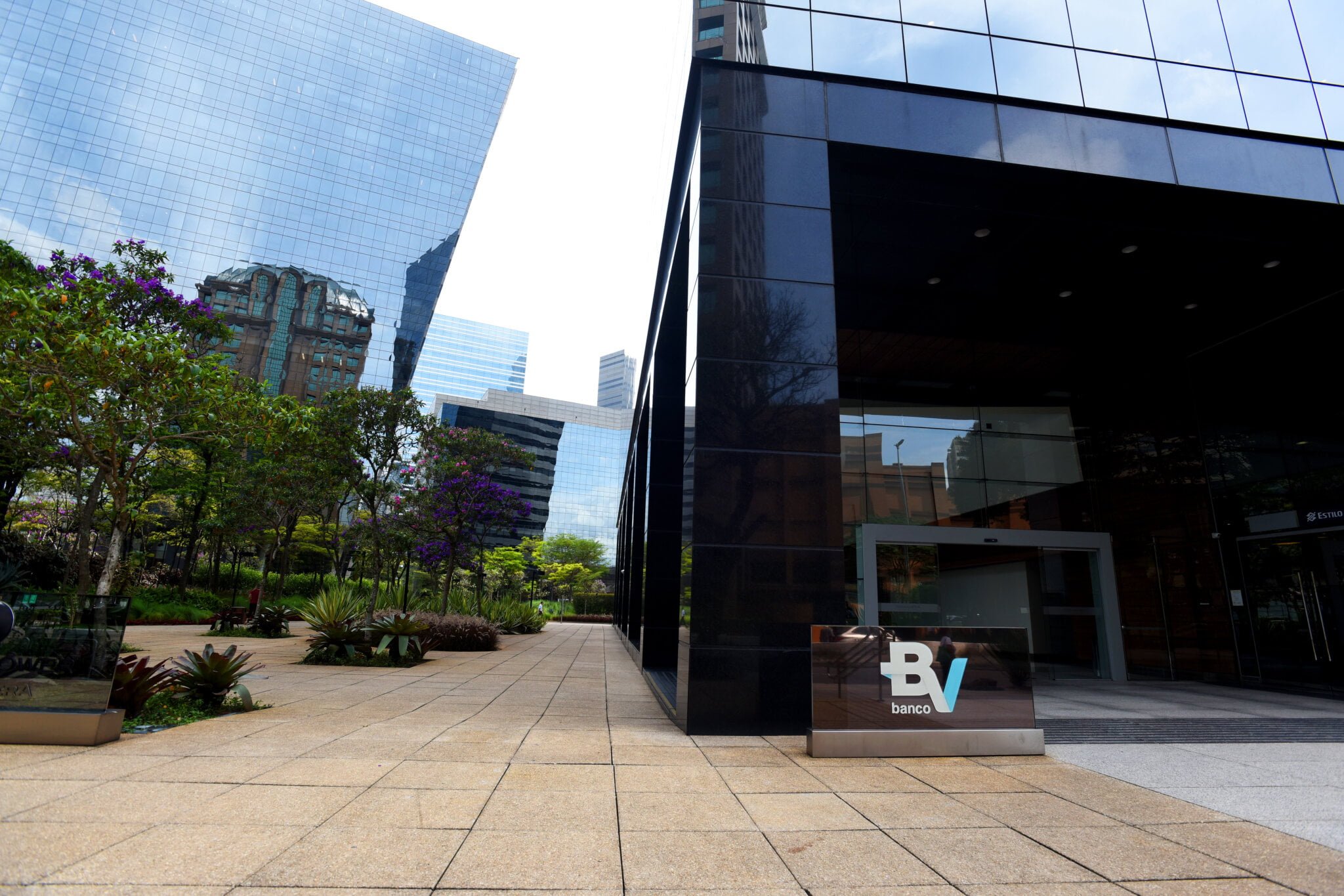 Banco BV destina R$ 10 milhões para apoio a clientes e parceiros no Rio ...